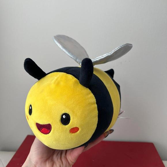 Fiesta | Toys | Fiesta Toys Buggy Bee 8 Stuffed Plush Toy | Poshmark
